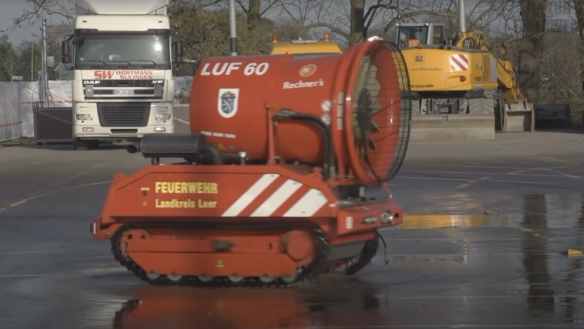 SPECIAL MACHINES: LUF 60 - Das Löschunterstützungsfahrzeug - JazurFeuerwehr